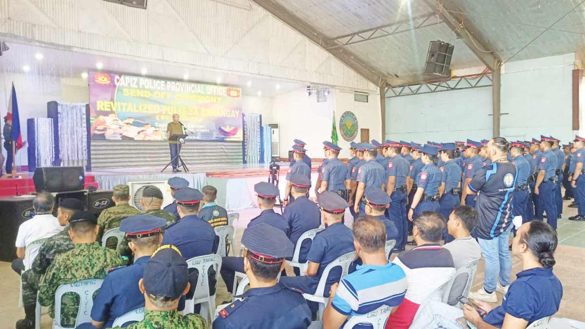 Tapaz gets ‘Revitalized Pulis sa Barangay’