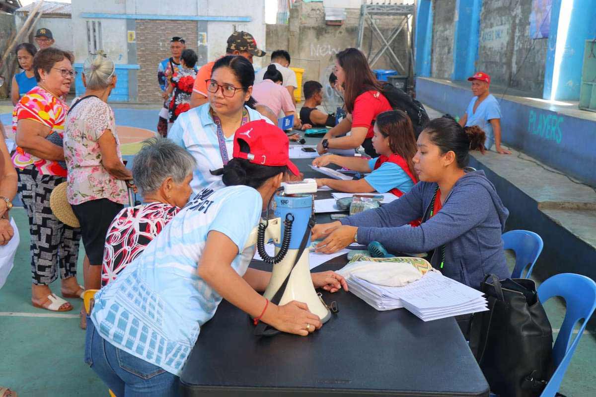 DSWD releases over P2.3B in social pension to WV’s elderly