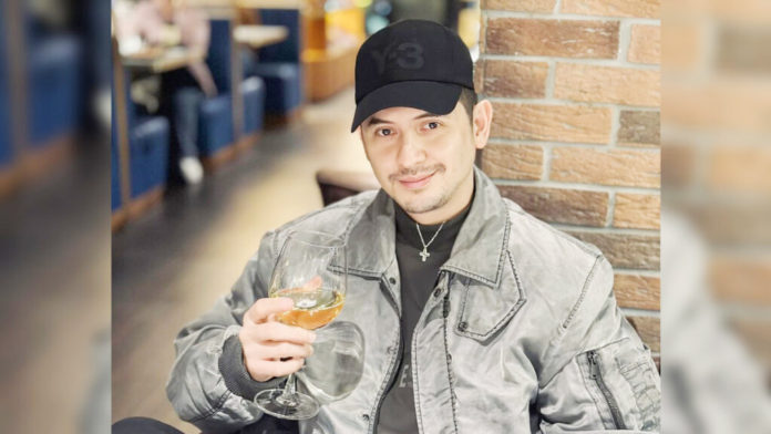 Director-writer hits Ahron Villena for ‘riding on’ Sandro Muhlach case