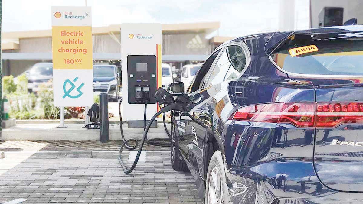 Rules requiring EV charging infra in gasoline stations out next year