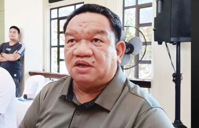 FOR CAMPAIGN MONITORING: Comelec urges candidates to register socmed pages