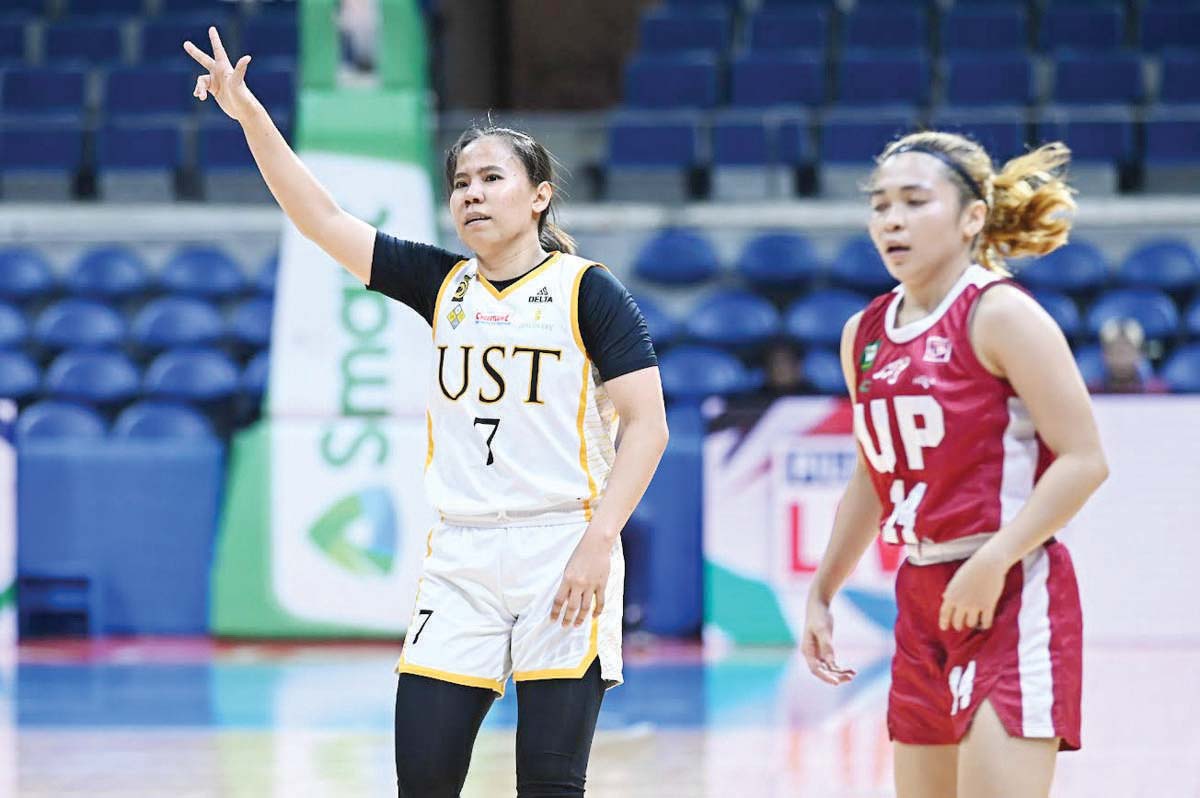 Ilongga Tacatac shows way as UST repels UP in UAAP basketball