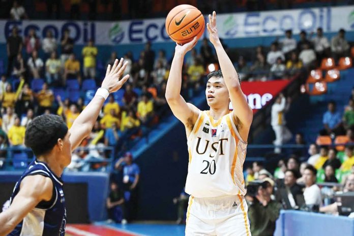 UST routs Adamson, returns to UAAP FinaL 4 after 5 years
