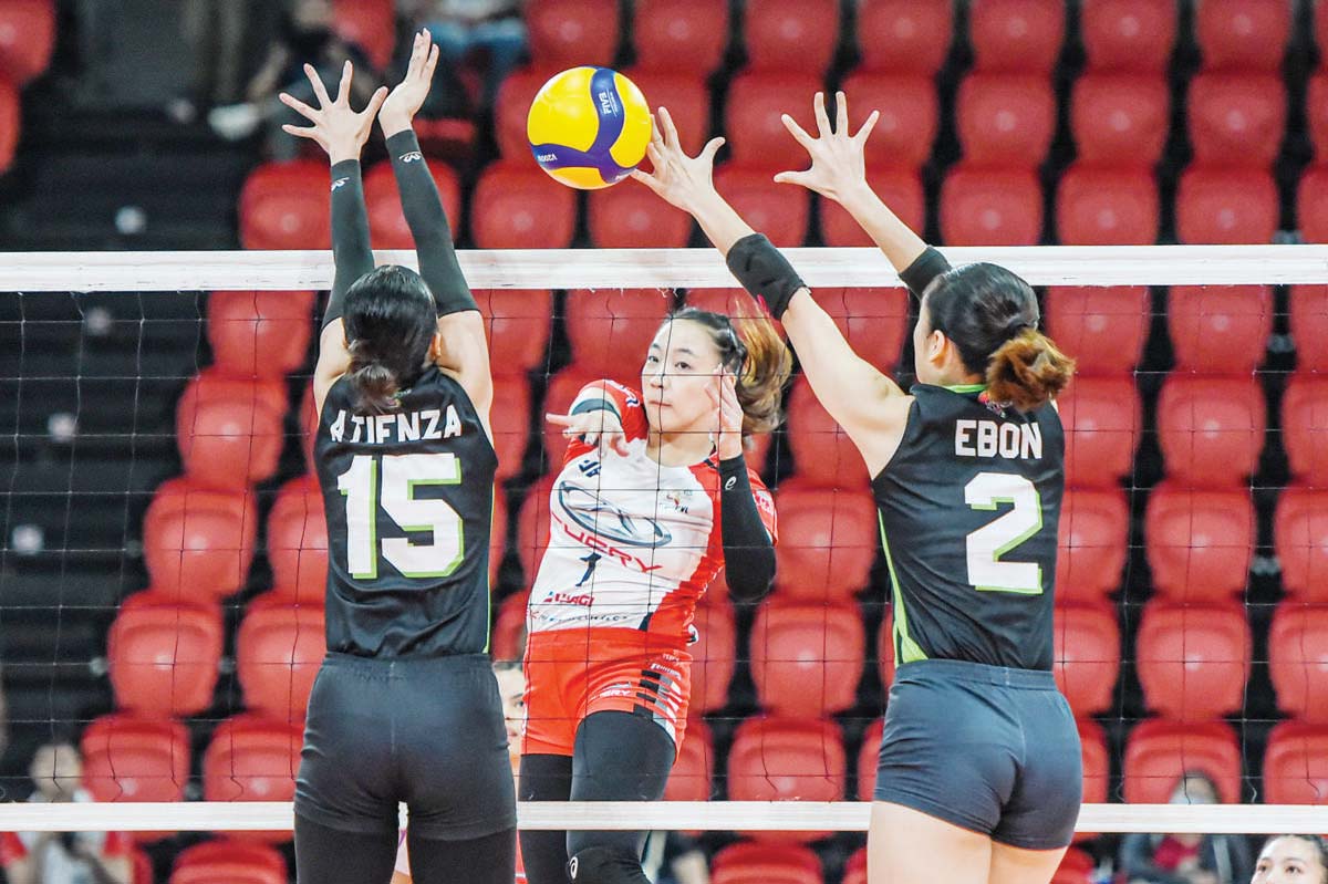 Ilongga Robles shines as Crossovers sweeps NxLed in PVL