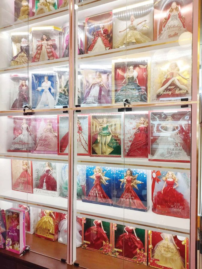 The Life and Dolls of Ilongga Barbie Collector