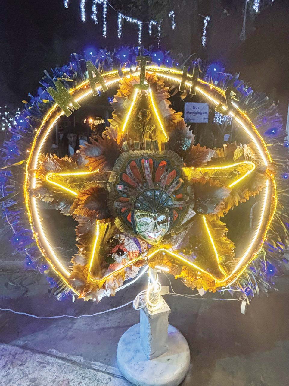 Sustainable Christmas: ‘Parols’ made of recyclable, indigenous ...