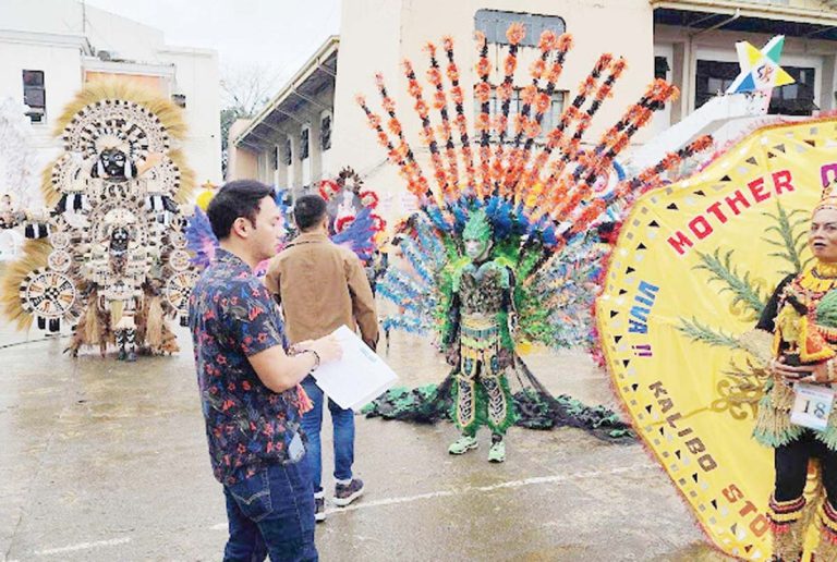 17 entries compete in Kalibo Ati-Atihan individual costume contest