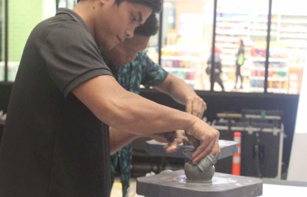 Bacolod barangays, students join pottery workshop