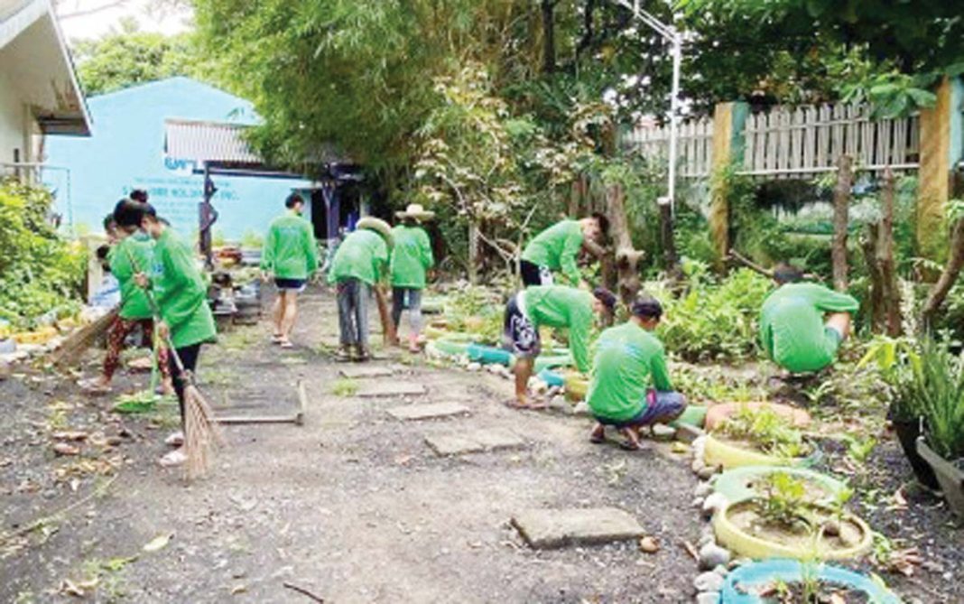 Use of TUPAD beneficiaries for campaign violates election rules, says ...