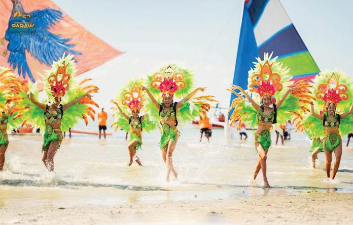 Grupo Ilonggo de Saltatores wins Sinamba sa Regatta 2025