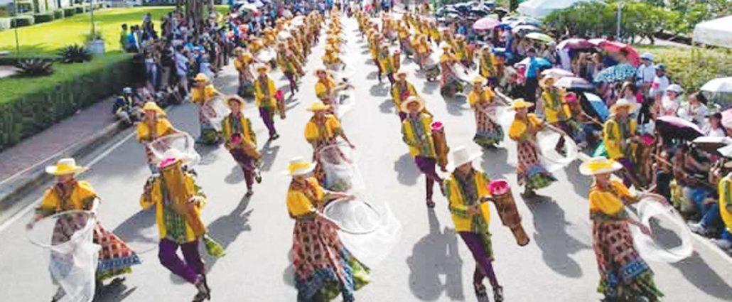 Dumarao dominates Maragtas sang Capisnon dance drama, street dance ...