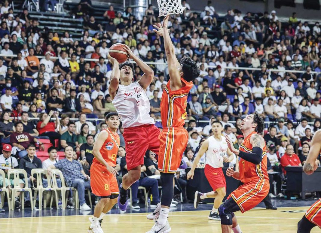 San Miguel turns back Meralco in PBA PH Cup