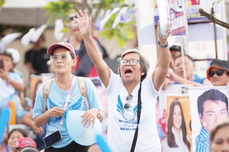 THE ILONGGOS HAVE SPOKEN: TEAM USWAG KAMI!