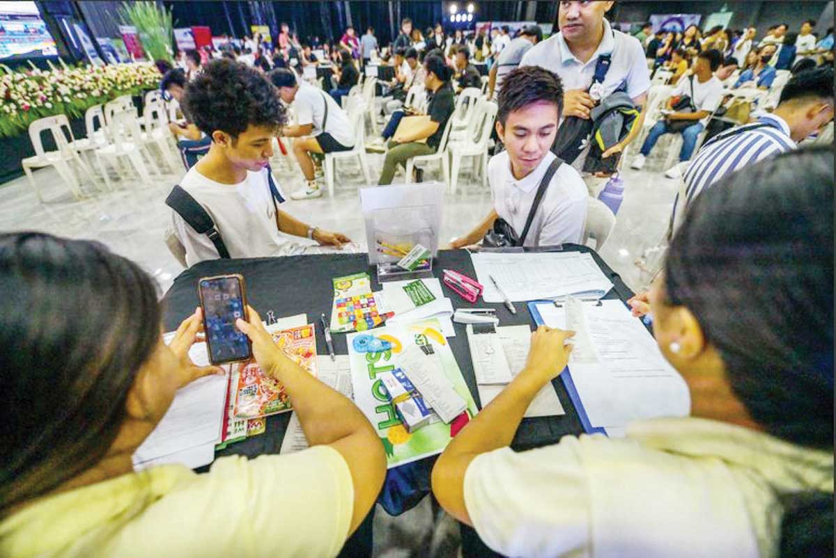 Nearly 1,000 4Ps members 'hired on the spot' in various job fairs in 2025