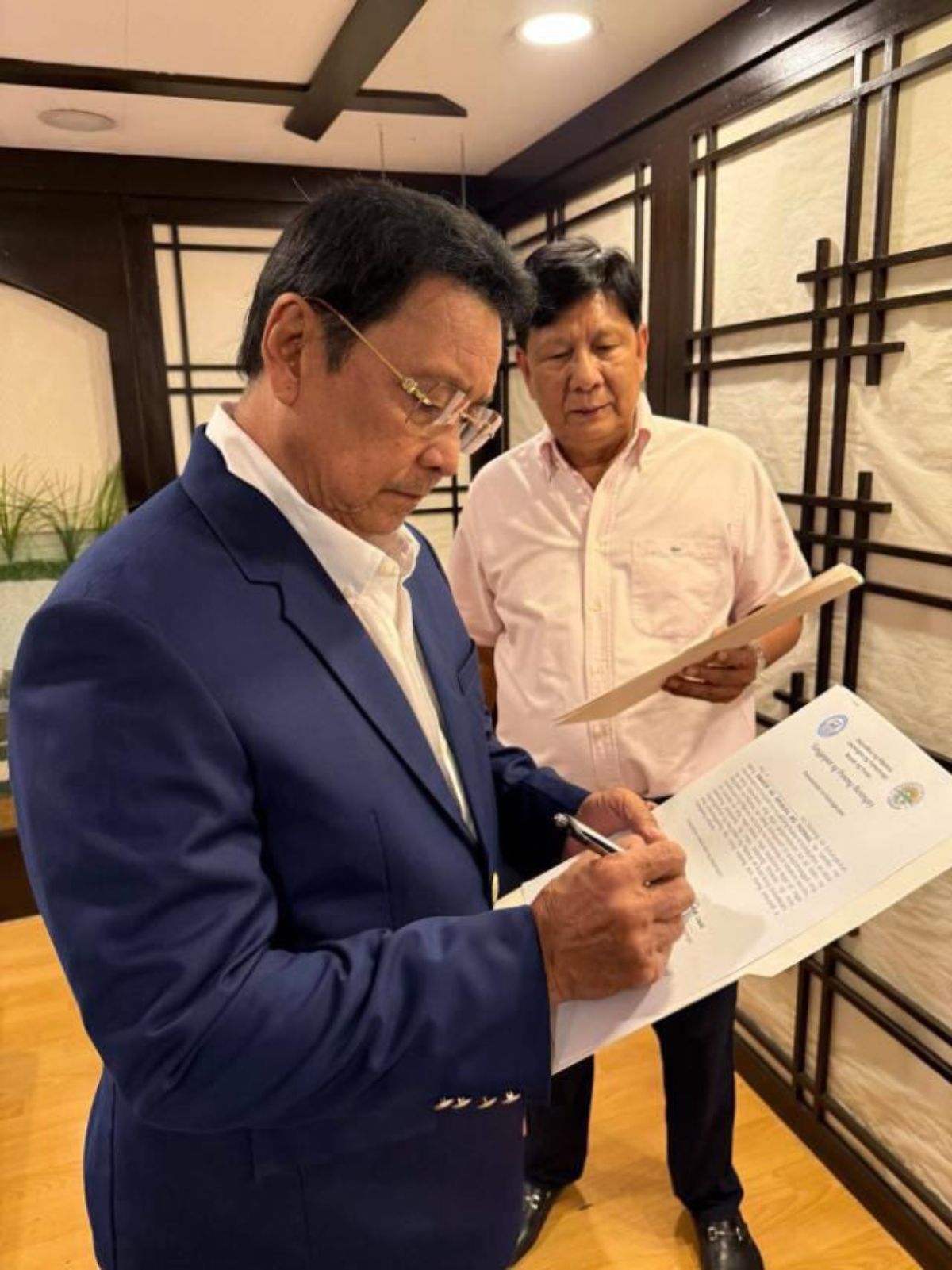 Lito Lapid opisyal nang nanumpa bilang senador
