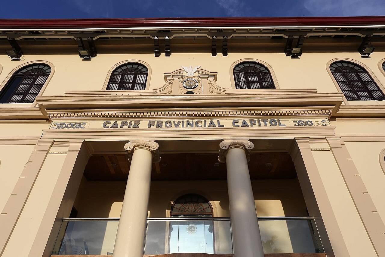 DPWH, Capiz gov’t propose MOA for capitol project dev’t