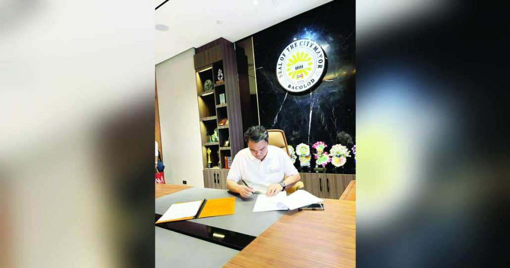 New Bacolod mayor to city hall workers: ‘Return to your mother units’