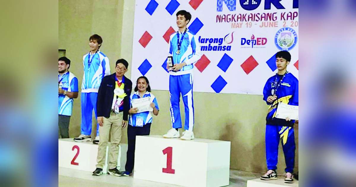 Cadiz duo posts gold-silver finish in Palaro badminton