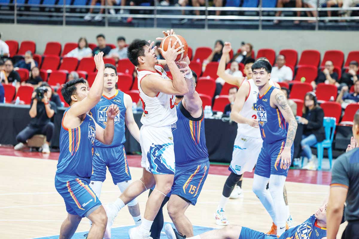 Clarito guides Painters past Road Warriors in PBA q’finals