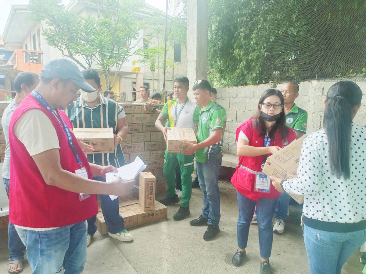 Capisnons affected by ‘habagat’, tropical cyclones get DSWD aid