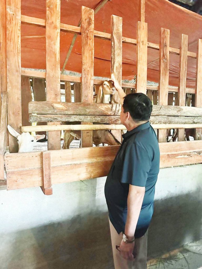 TITO JERRY’S TIME OF SLOWING DOWN, STAYING CLOSE: Former Mayor Jerry P ...