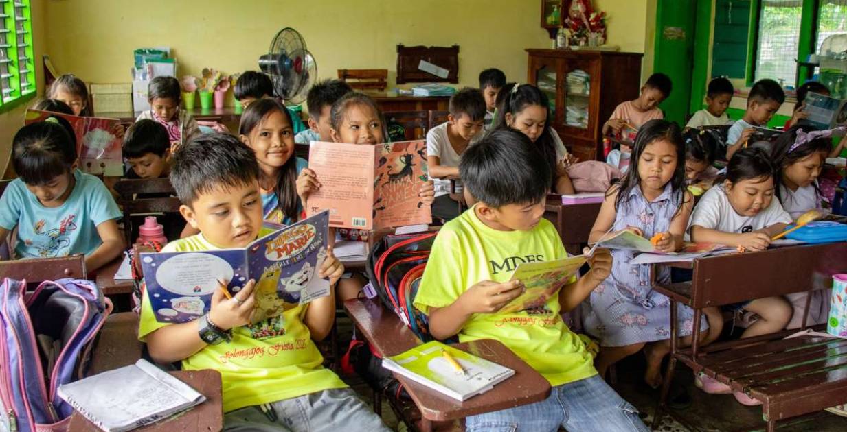 FROM THE LIBRARY TO THE COMMUNITY: Over 180 young learners benefit from ...