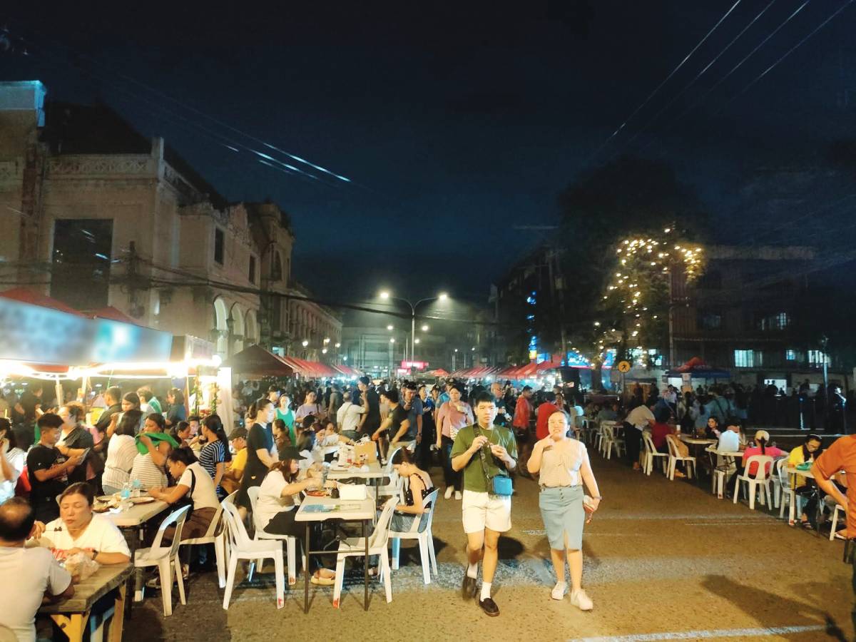 LIVING HERITAGE STREET: Calle Real night market to draw biggest Charter ...