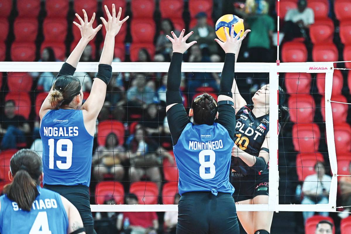 Speed Hitters sweeps Thunderbelles to secure PVL semis berth