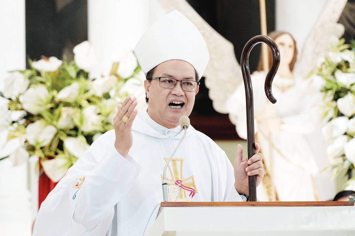 Cardinal David, kin of drug war victims want ‘Truth Commission’