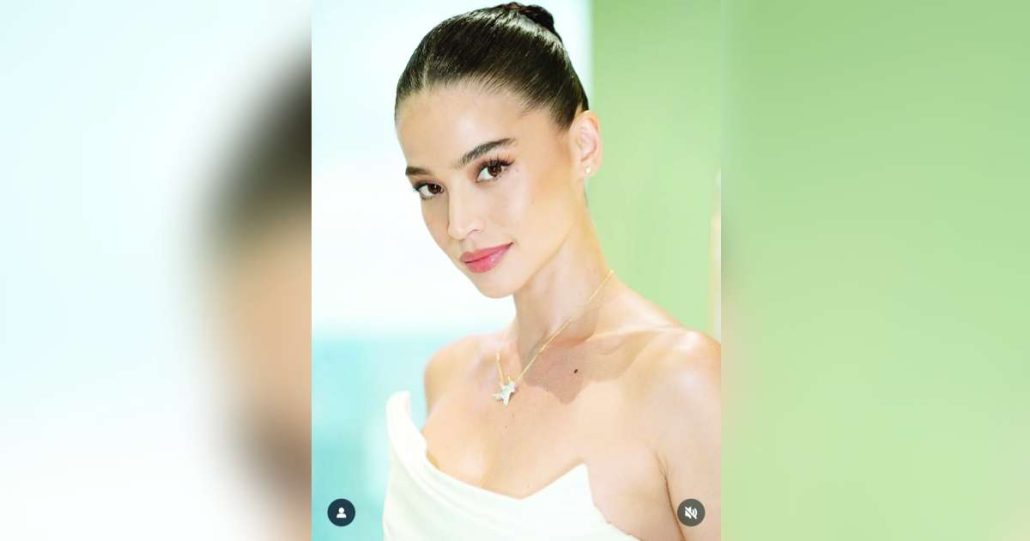 Anne Curtis teases fans about two upcoming projects