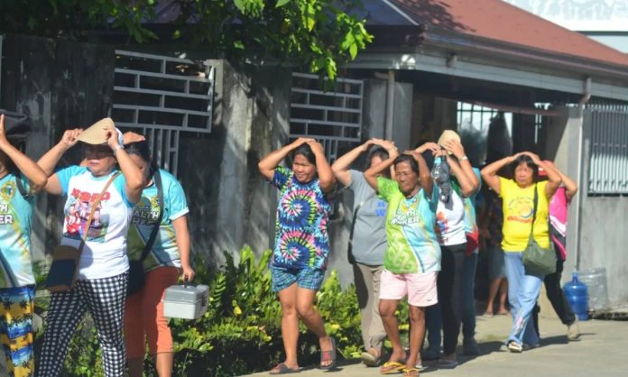 BELLS WARN OF WAVES: Banate earthquake drill shows disaster readiness ...