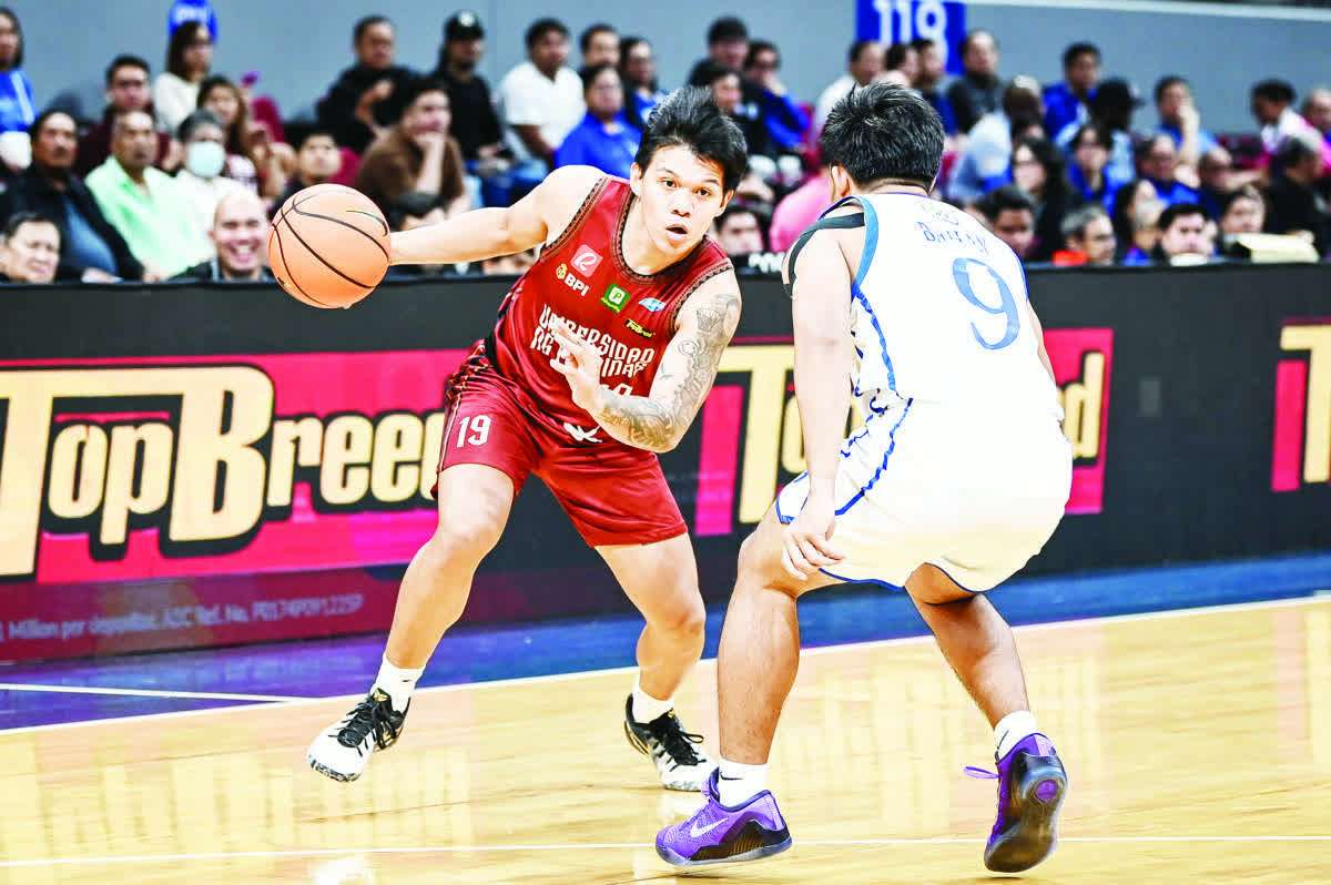Abadiano’s explosive 4th quarter surge powers UP to comeback win