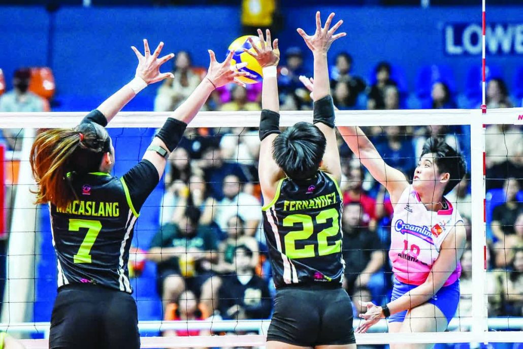 Cool Smashers beats Chameleons, moves closer to PVL semifinals