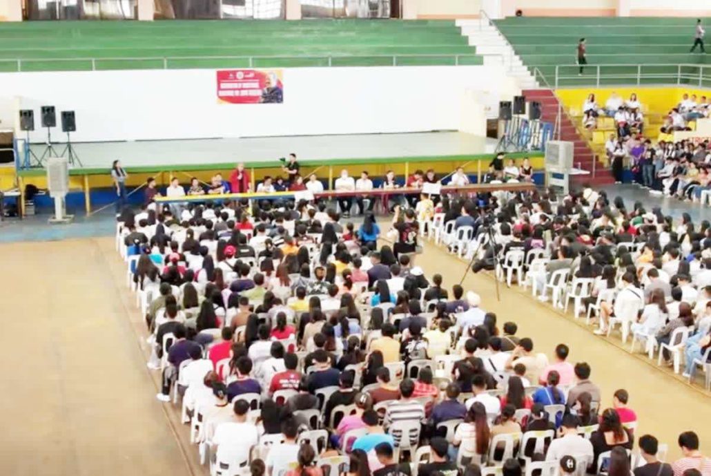 2,195 EFAP scholars in Capiz receive additional educational grant