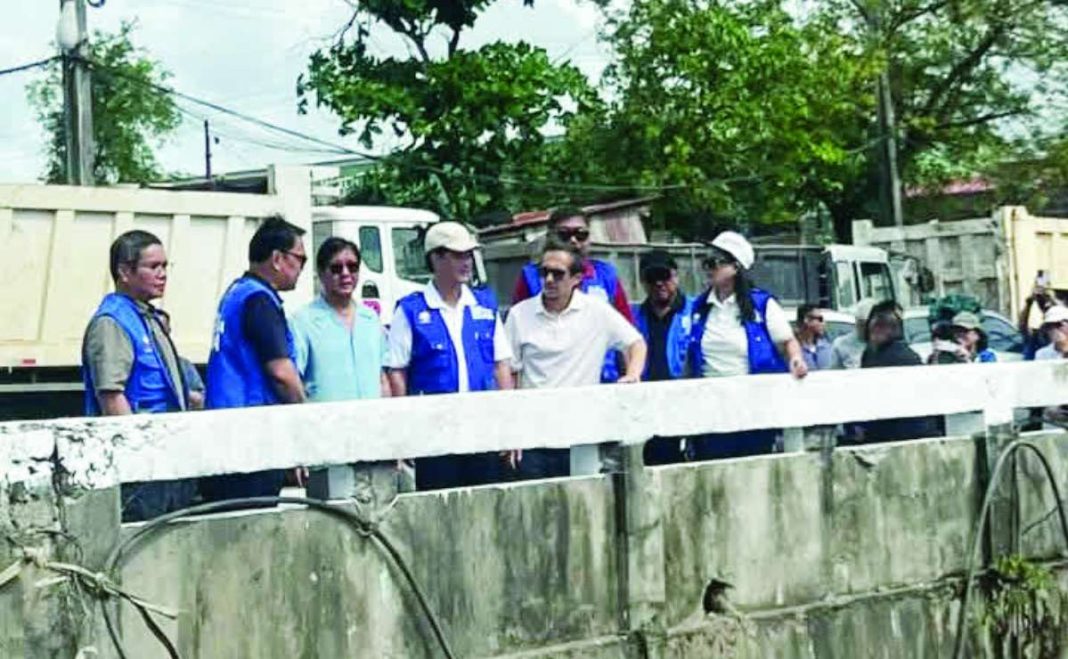 PBBM inspects Bacolod flood program, unveils Banago Port
