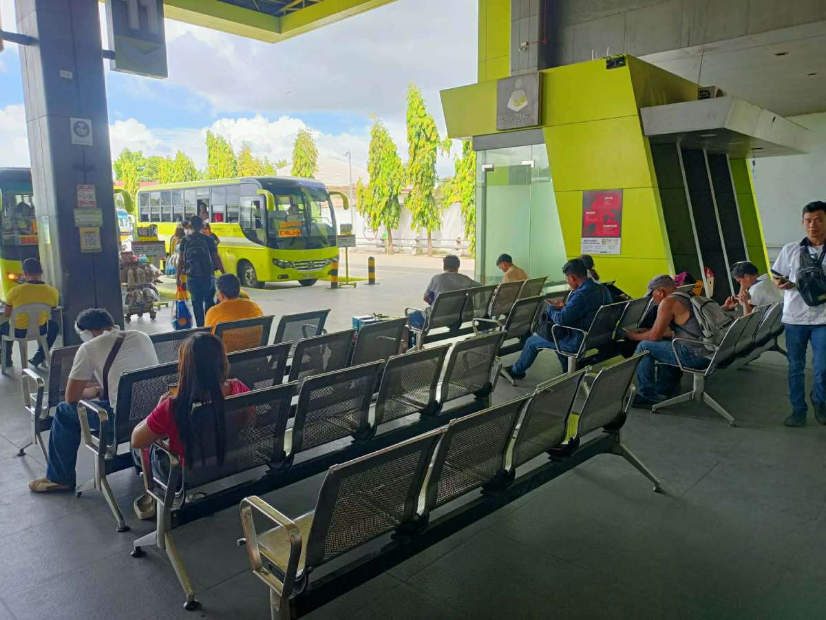 Iloilo PDRRMO issues long-ride safety tips ahead of New Year homebound ...