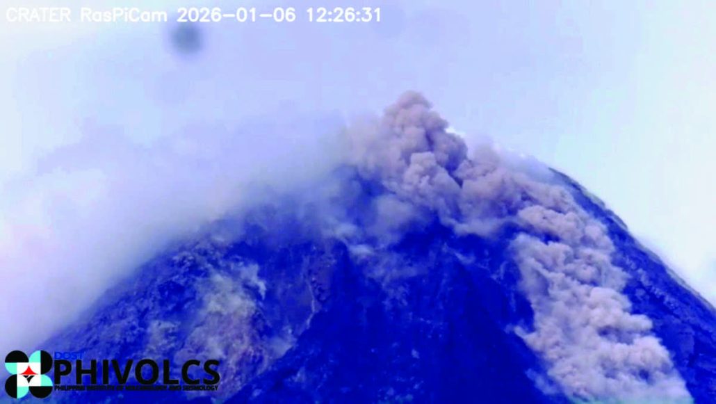 Mayon volcano at alert level 3; rain and lava seen as immediate threats