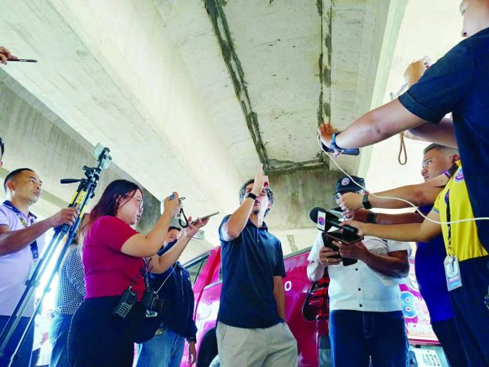 ‘YOU HAVE TO FIX THIS’: Barely 2 years old, Buhang Flyover shows cracks ...