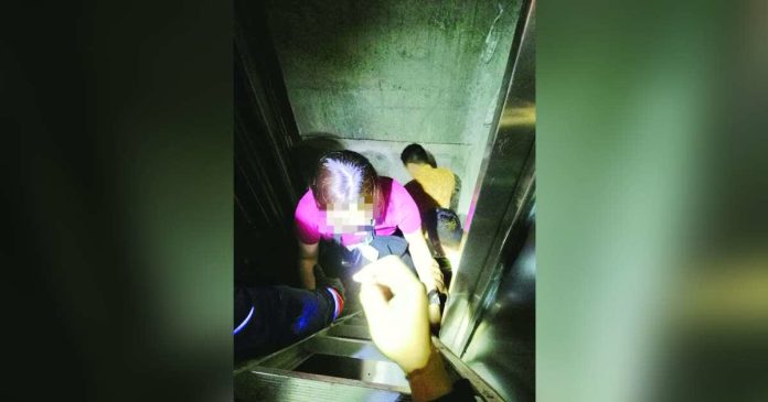 Elevator failure traps 7 DILG staff; BFP mounts successful night rescue