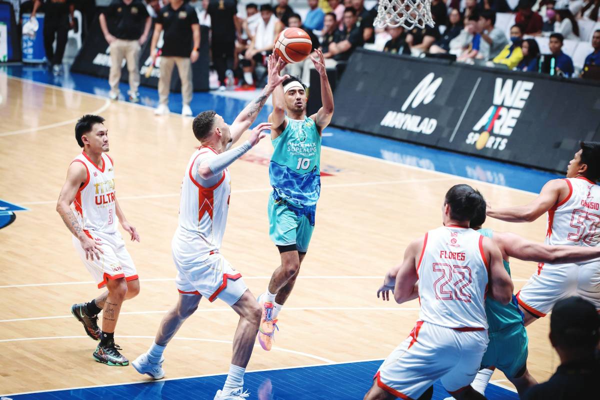 PBA: Nelle’s 4-point flurry powers Phoenix rout of Titan