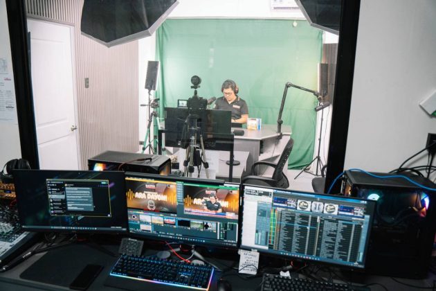 VOICES IN THE MARKET: How Radyo Merkado brings news to the Heart of Panay