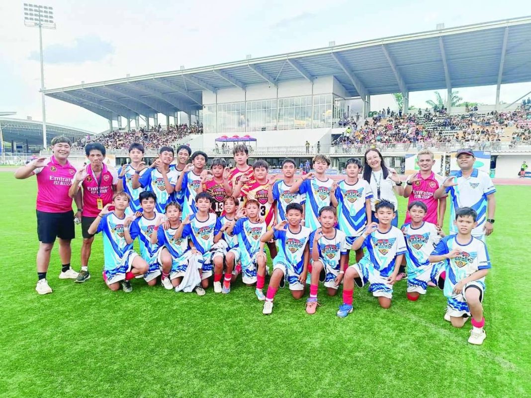 WV bags Palaro elem boys football championship crown